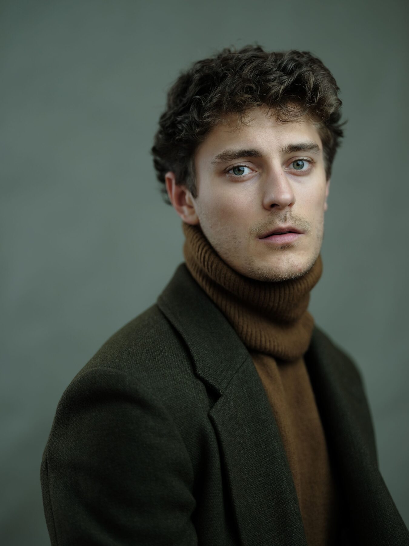 Hottest Opera Hunks | Playgirl